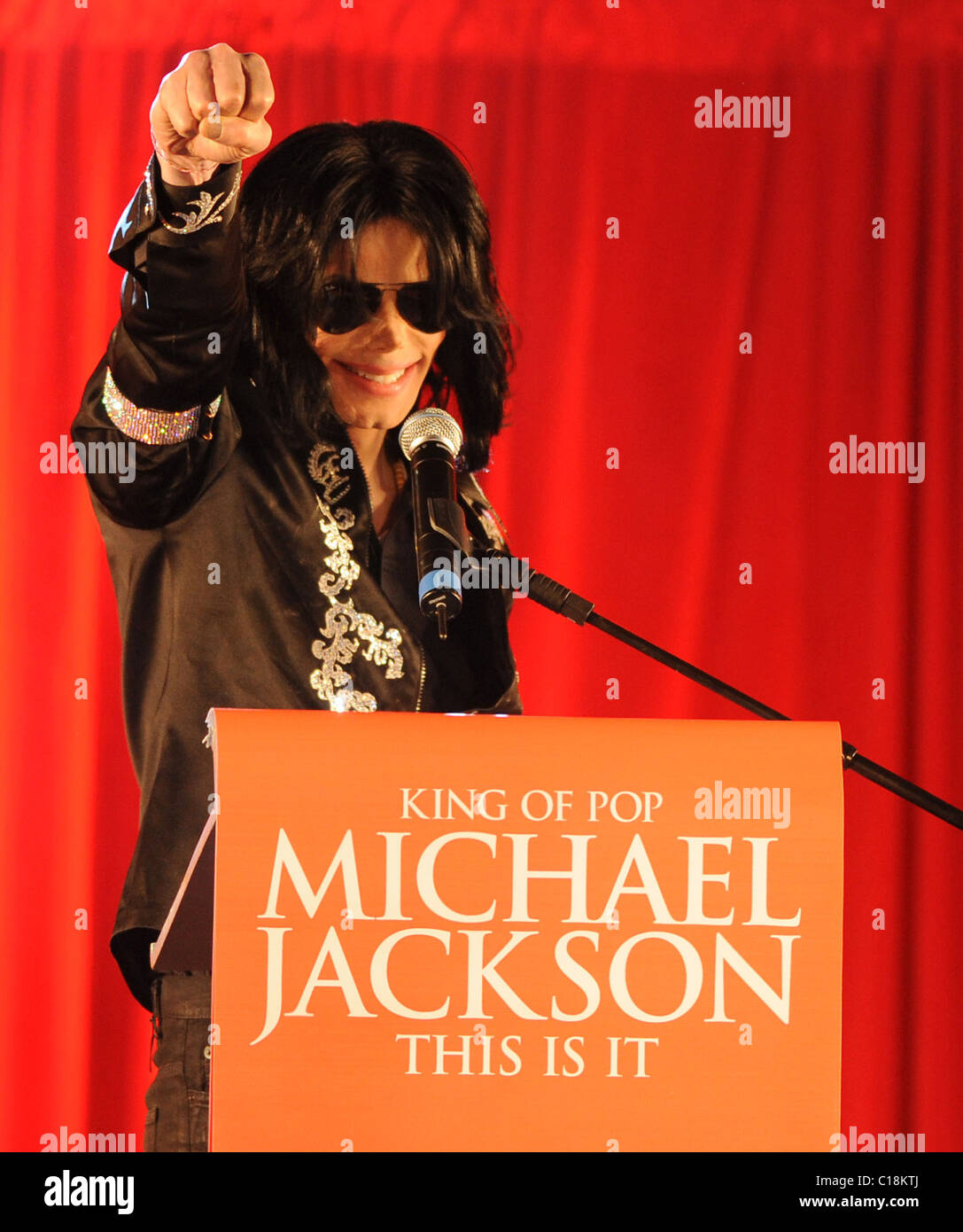 * JACKSON ANNOUNCES SWANSONG SHOWS MICHAEL JACKSON will make a ...