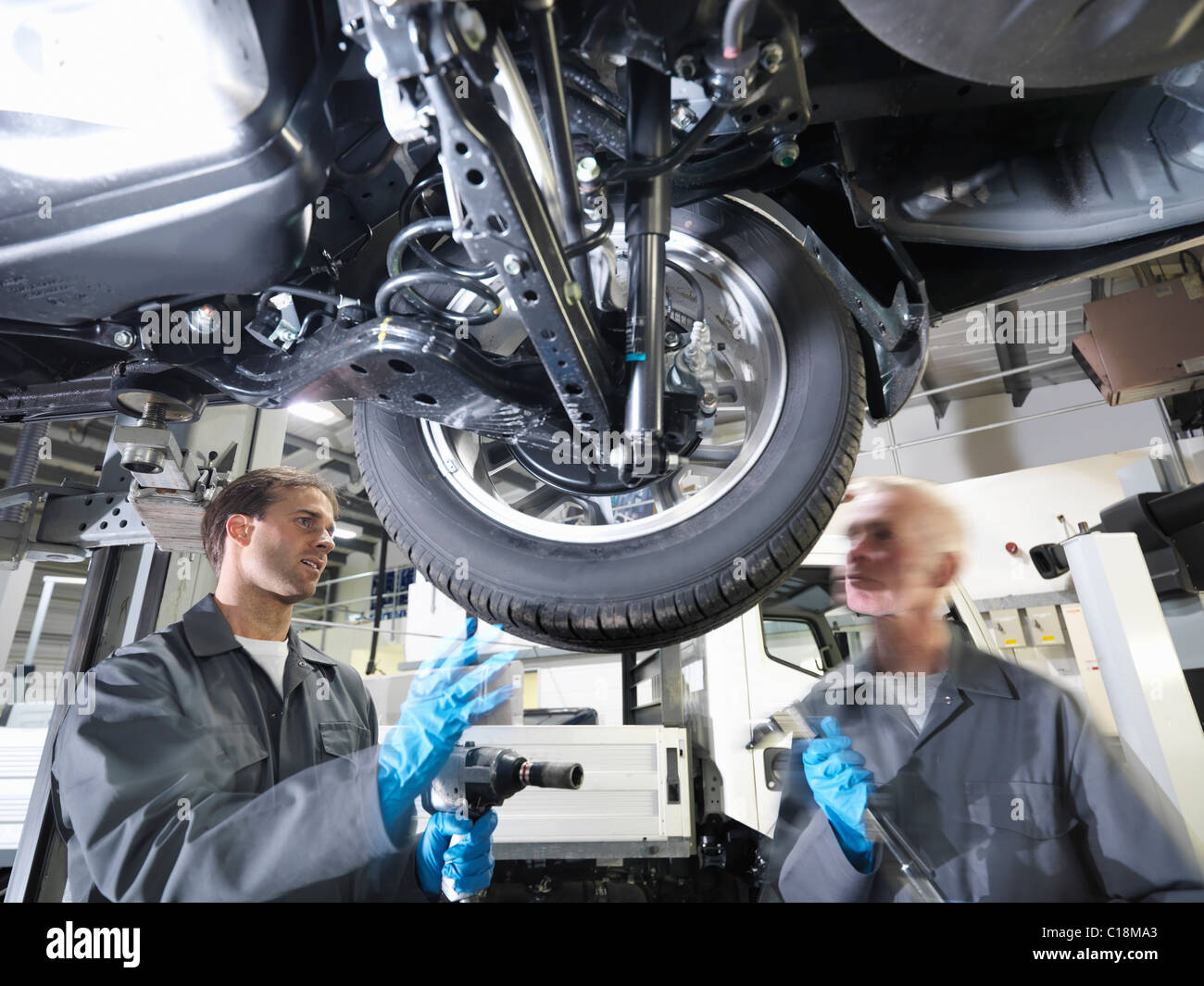 Two wheel mechanic hi-res stock photography and images - Alamy
