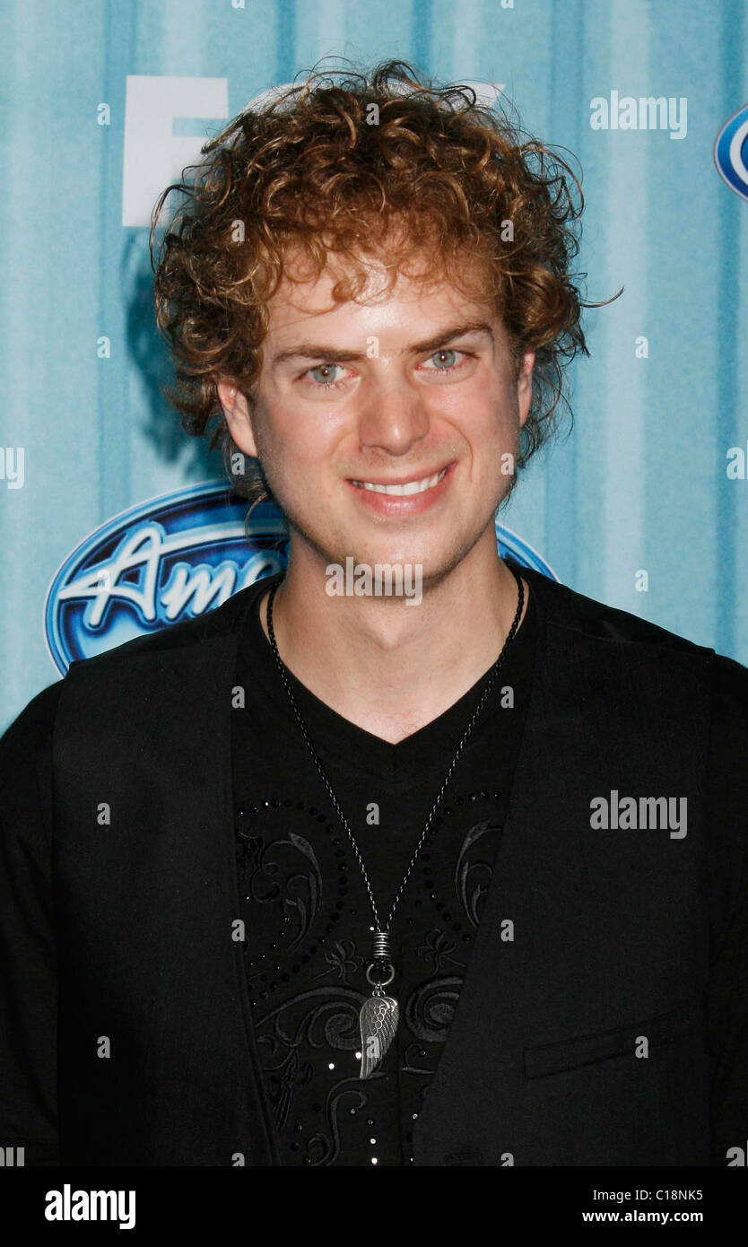 Scott MacIntyre American Idol's 'The Top 12 Party' - Red Carpet ...