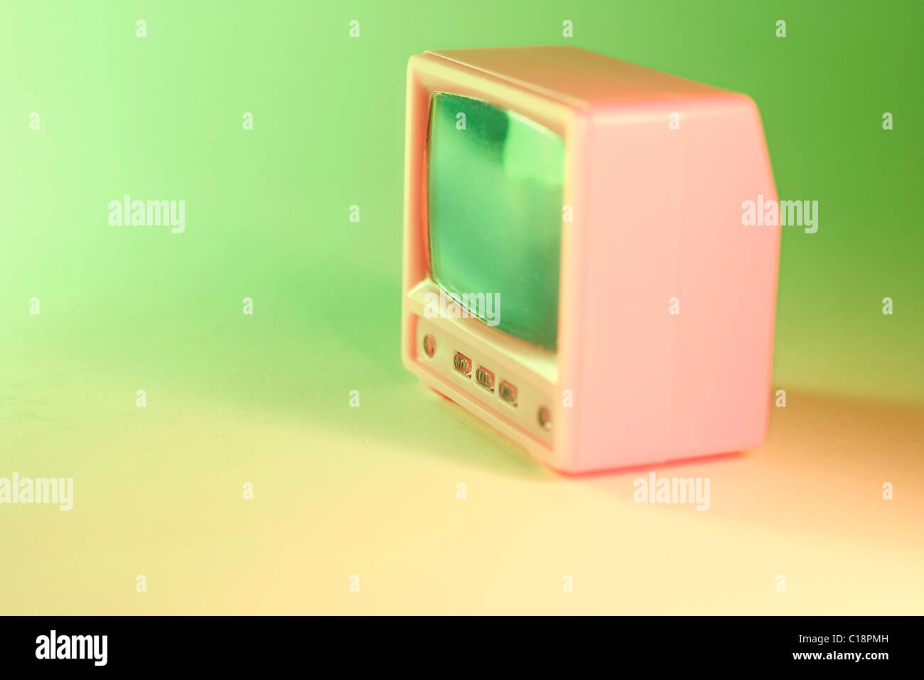 Toy TV set Stock Photo - Alamy