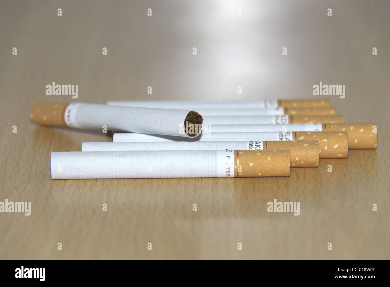 Indian Cigarettes High Resolution Stock Photography and Images - Alamy
