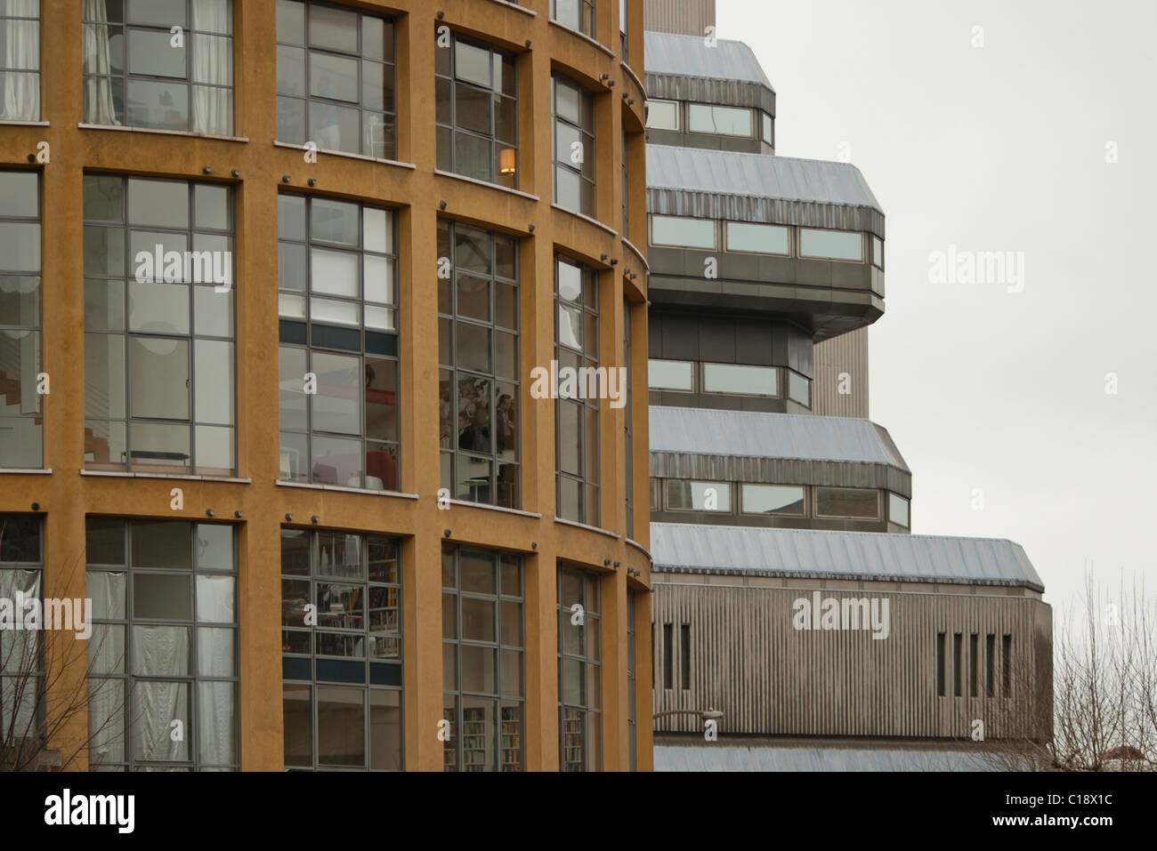 Tate modern sampson house bankside hi-res stock photography and images ...