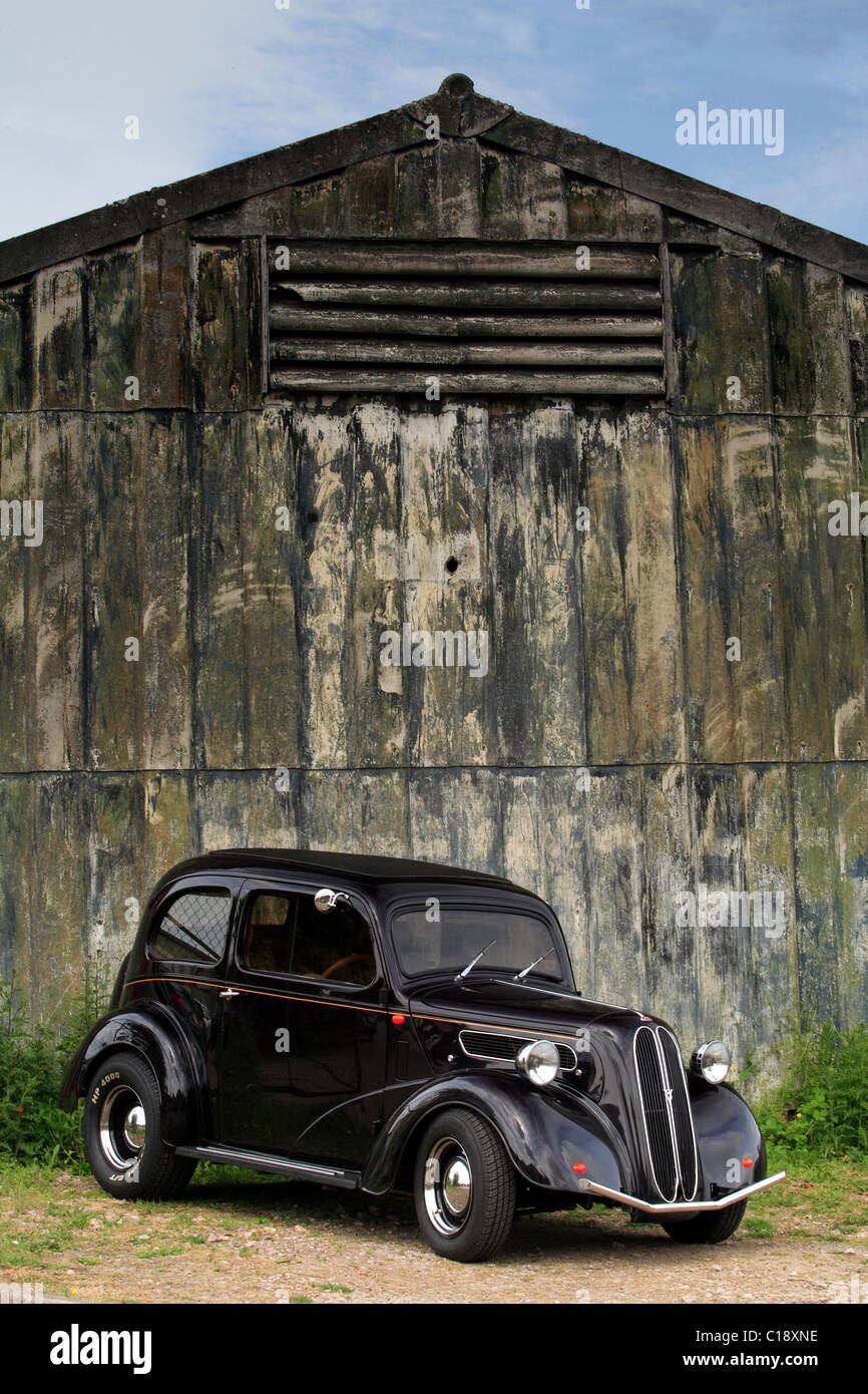 Ford popular hot rod hi-res stock photography and images - Alamy