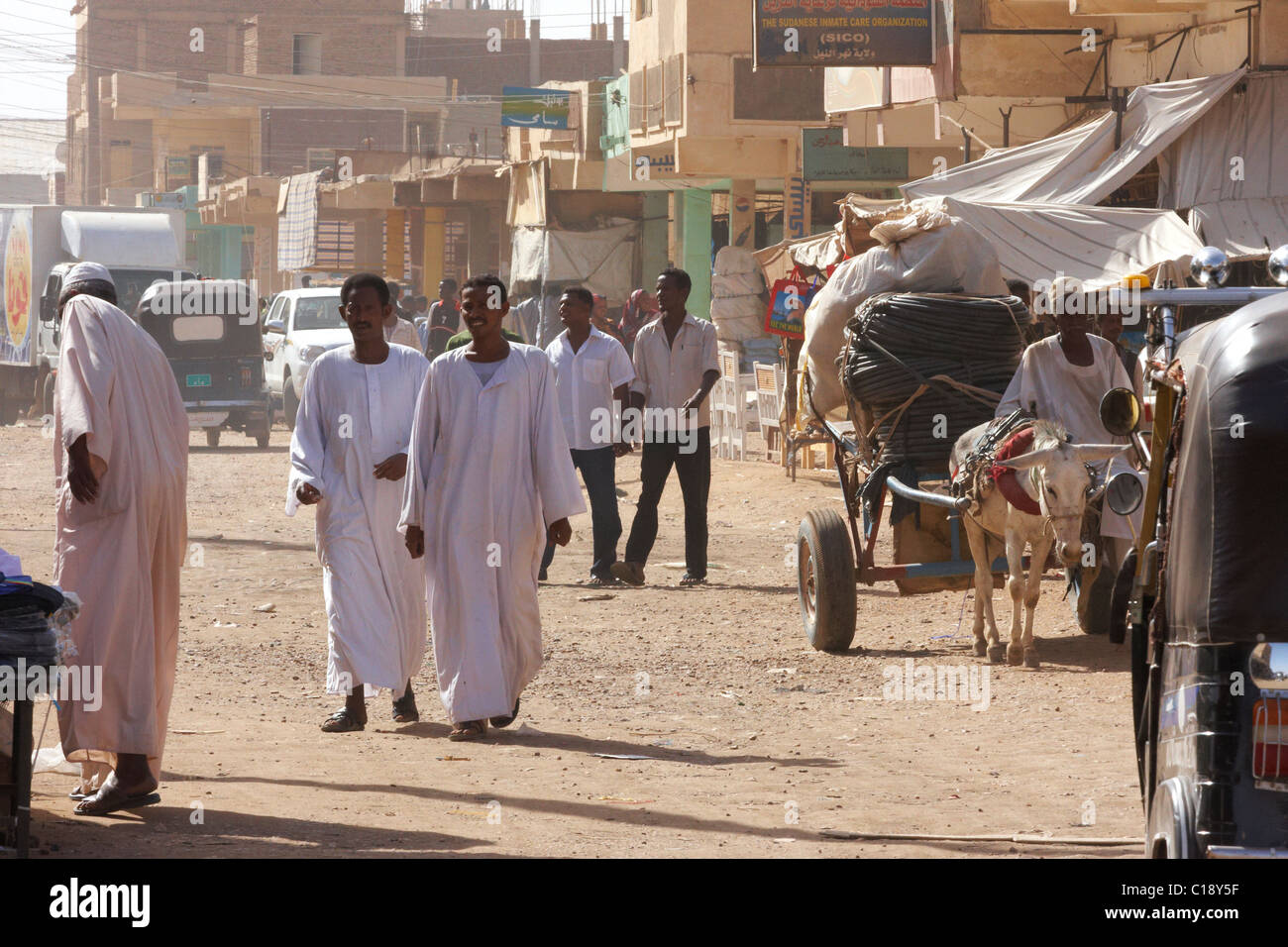 People on the market, known in northern Sudan as souk, in town Stock ...
