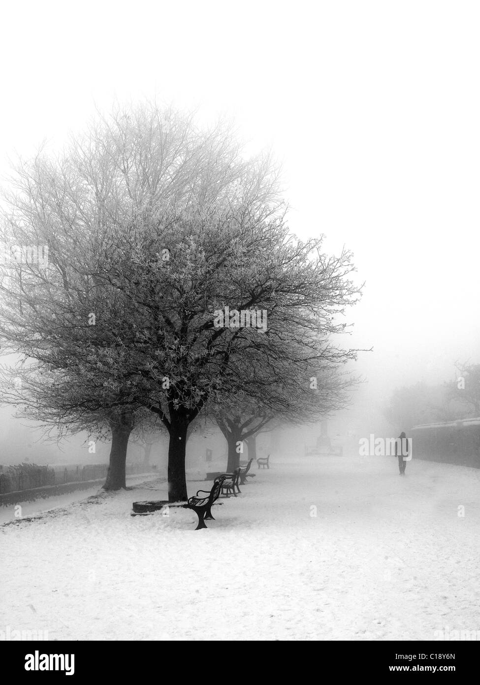 English snow scene hi-res stock photography and images - Alamy