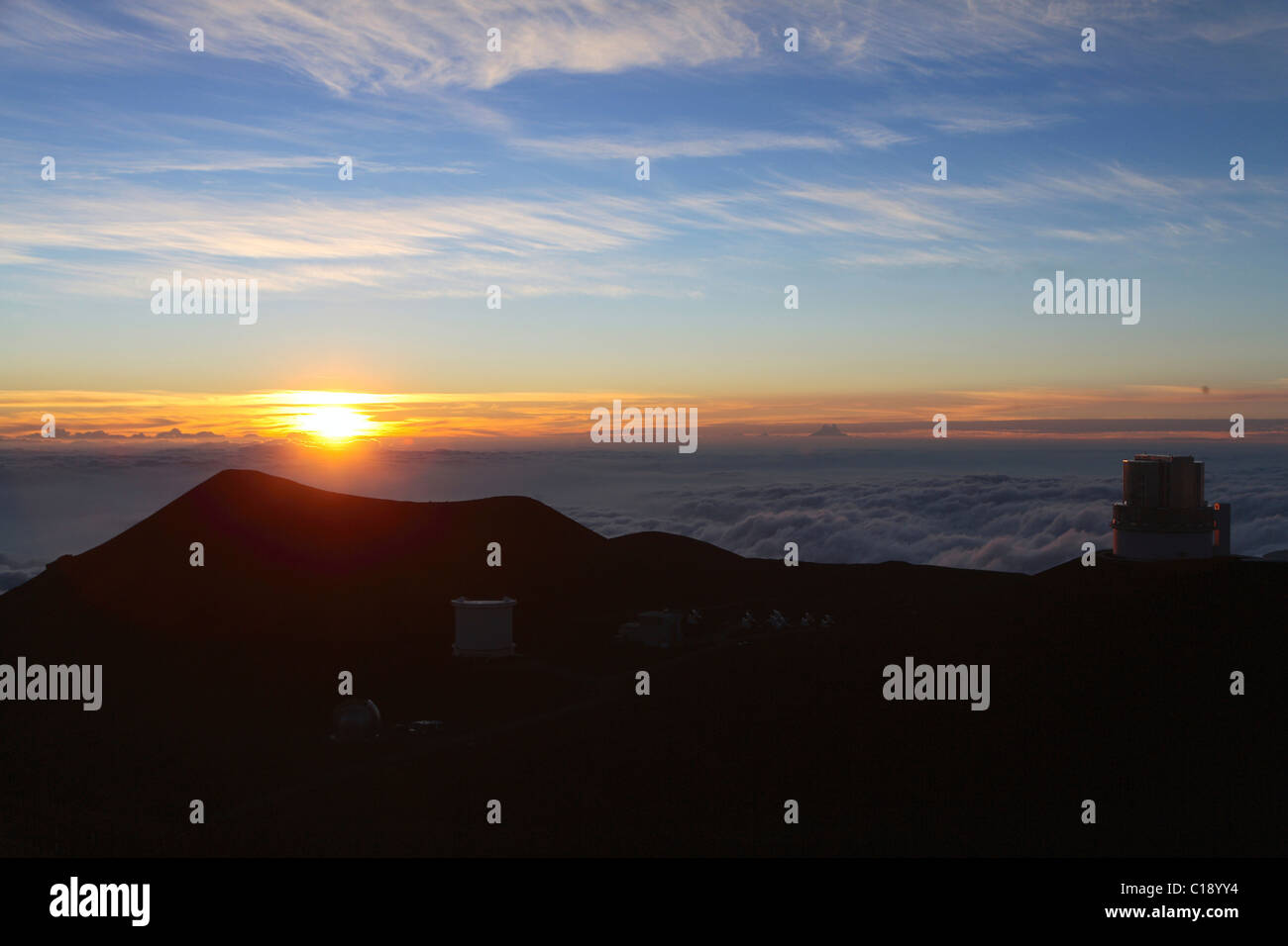 Extinct volcano landscape and hawaii hi-res stock photography and ...