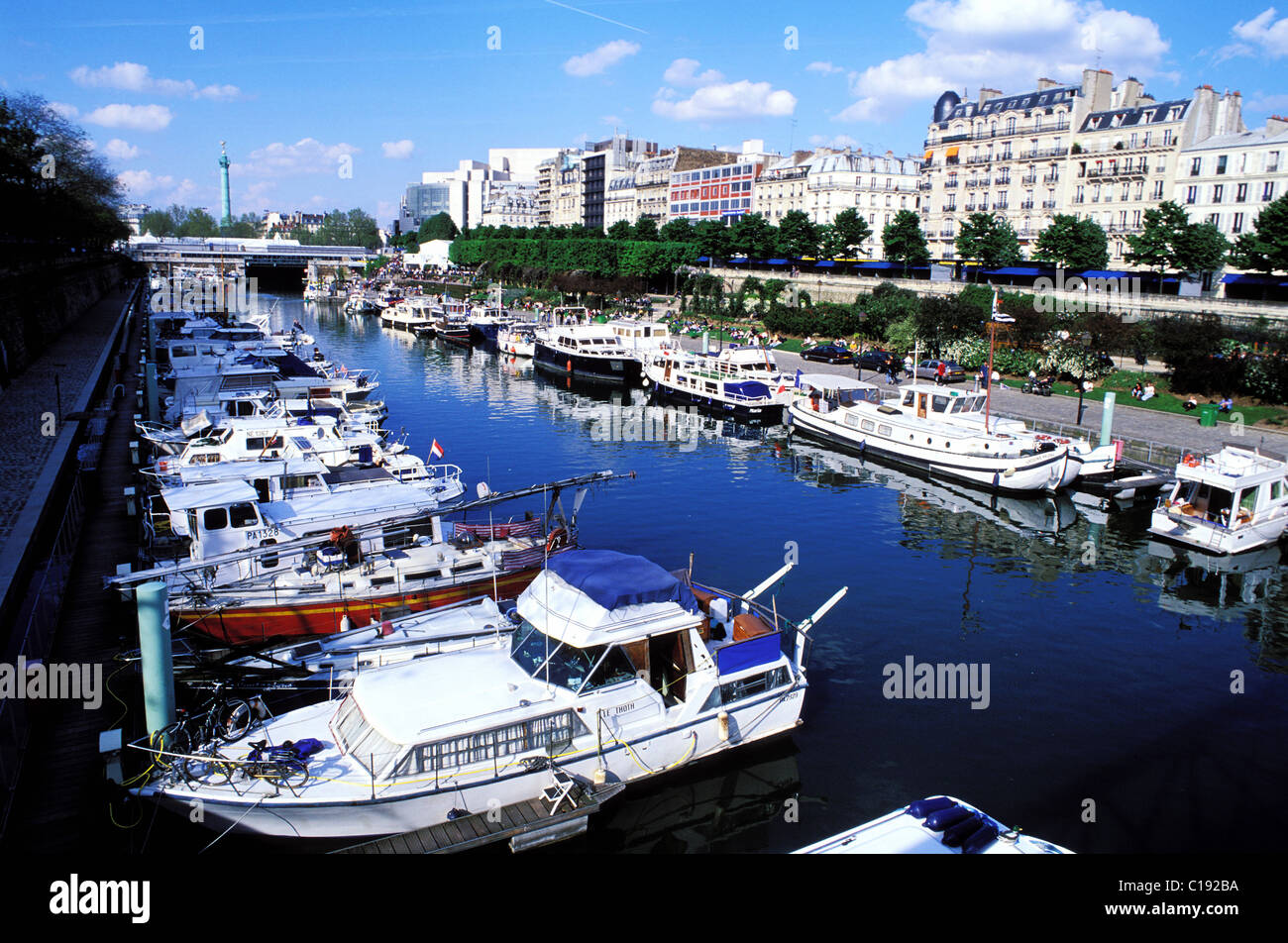 France, Paris, Arsenal harbour, in the Bastille district Stock Photo ...
