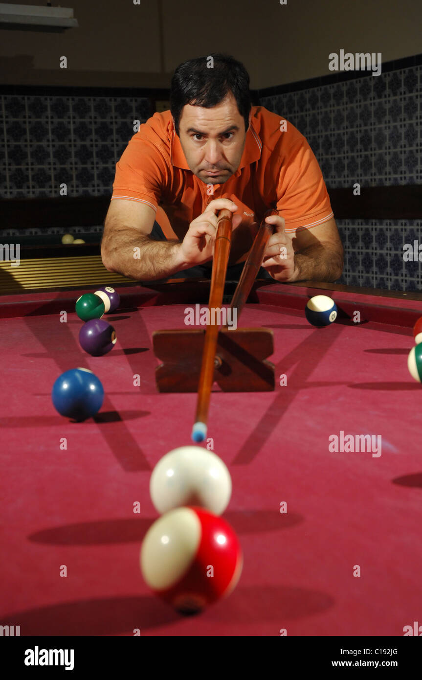 Ball hitting the bar hi-res stock photography and images - Alamy