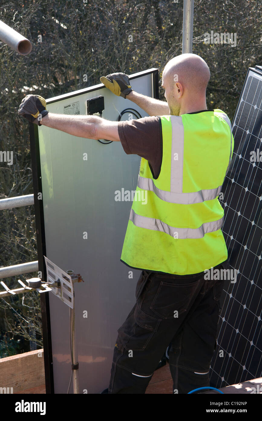 Lifting tackle scaffolding hi-res stock photography and images - Alamy