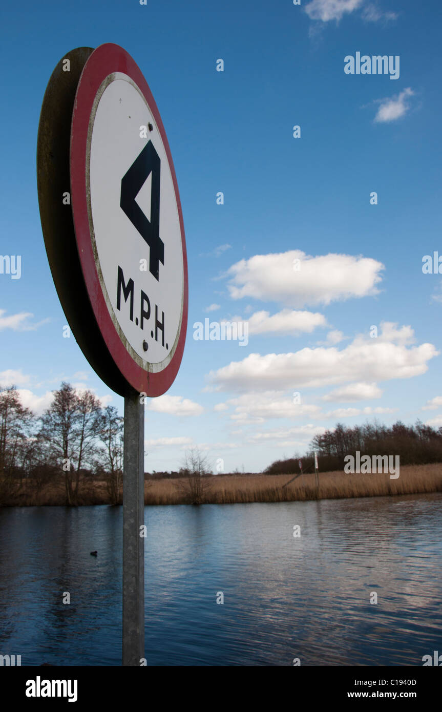 4mph 5mph speed limit signs on Norfolk Broads Stock Photo - Alamy