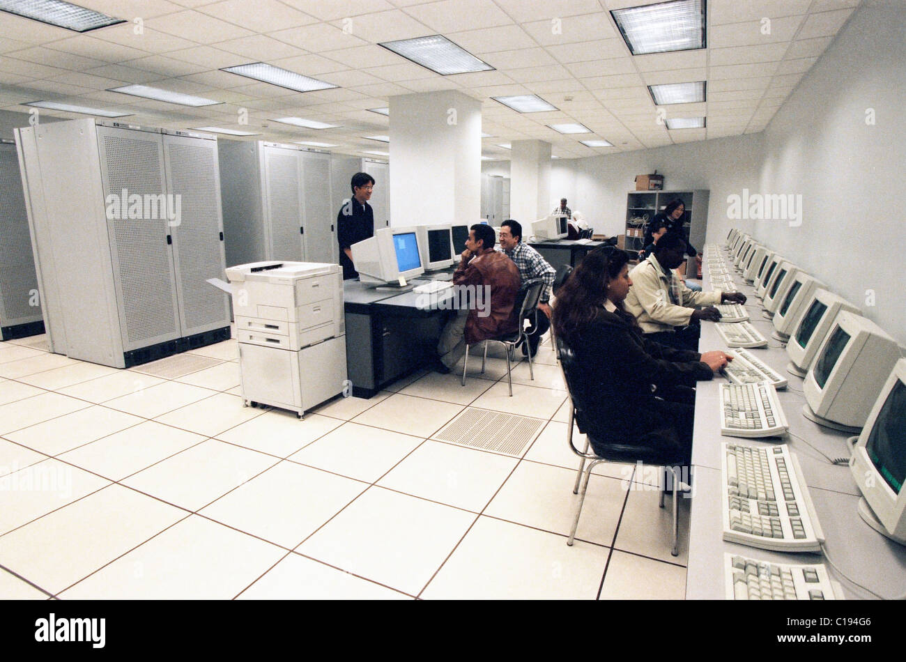 The Egypt National Telecommunications Center data storage systems at ...