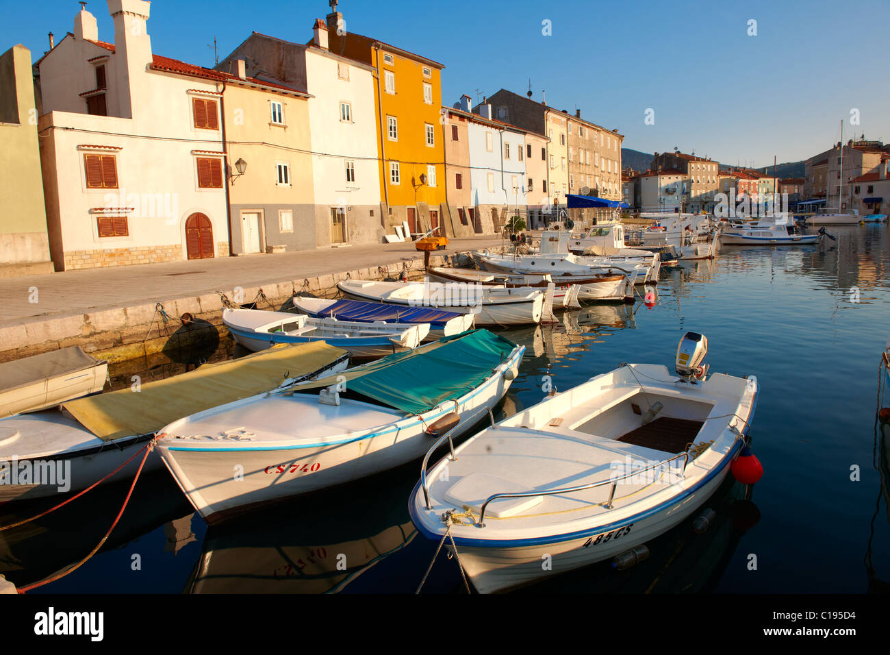 Cres town hi-res stock photography and images - Alamy