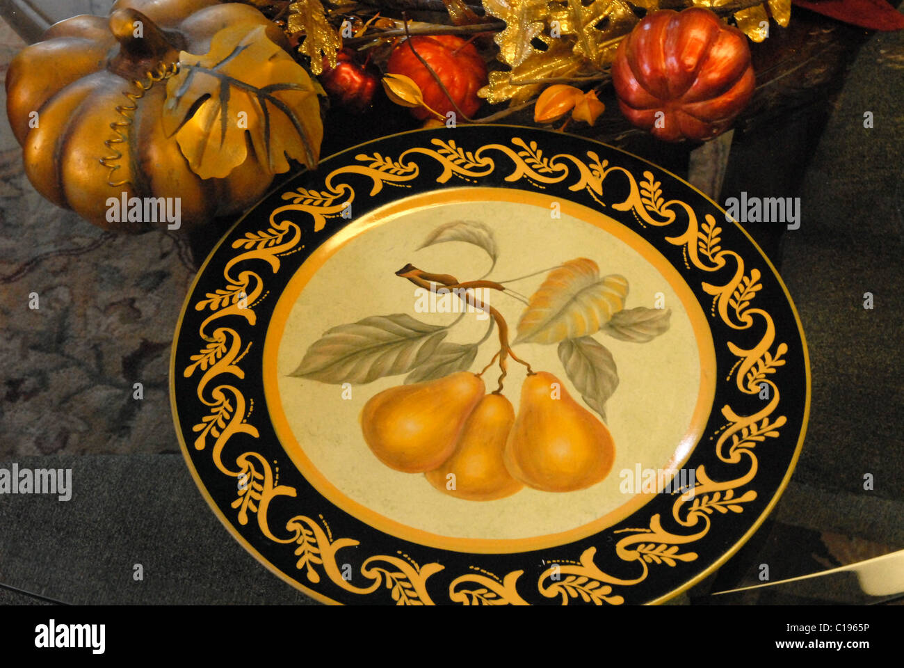 Motif plate hi-res stock photography and images - Alamy