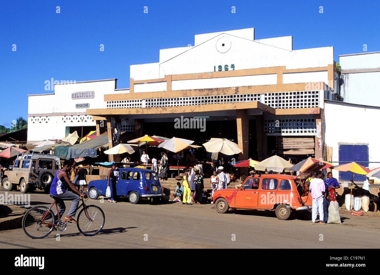 Madagascar, northwest, Nosy Be Island, the market in Hell-Ville Stock ...