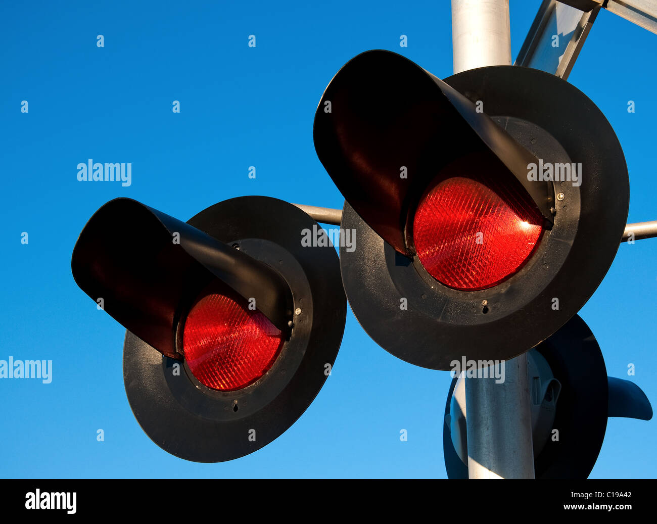 Railroad crossing signal lights hi-res stock photography and images - Alamy