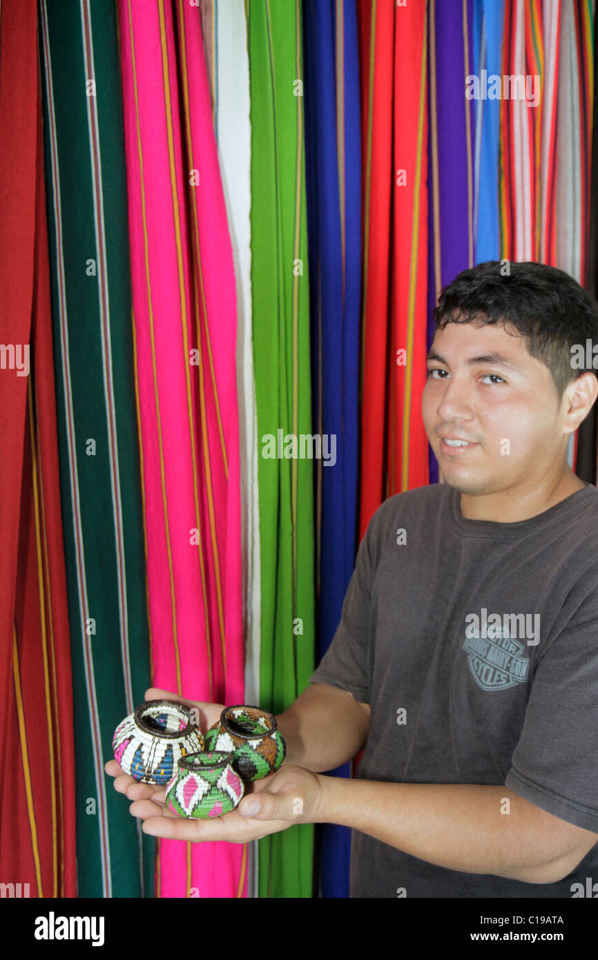 Hispanic ethnic man men male pana hi-res stock photography and images ...