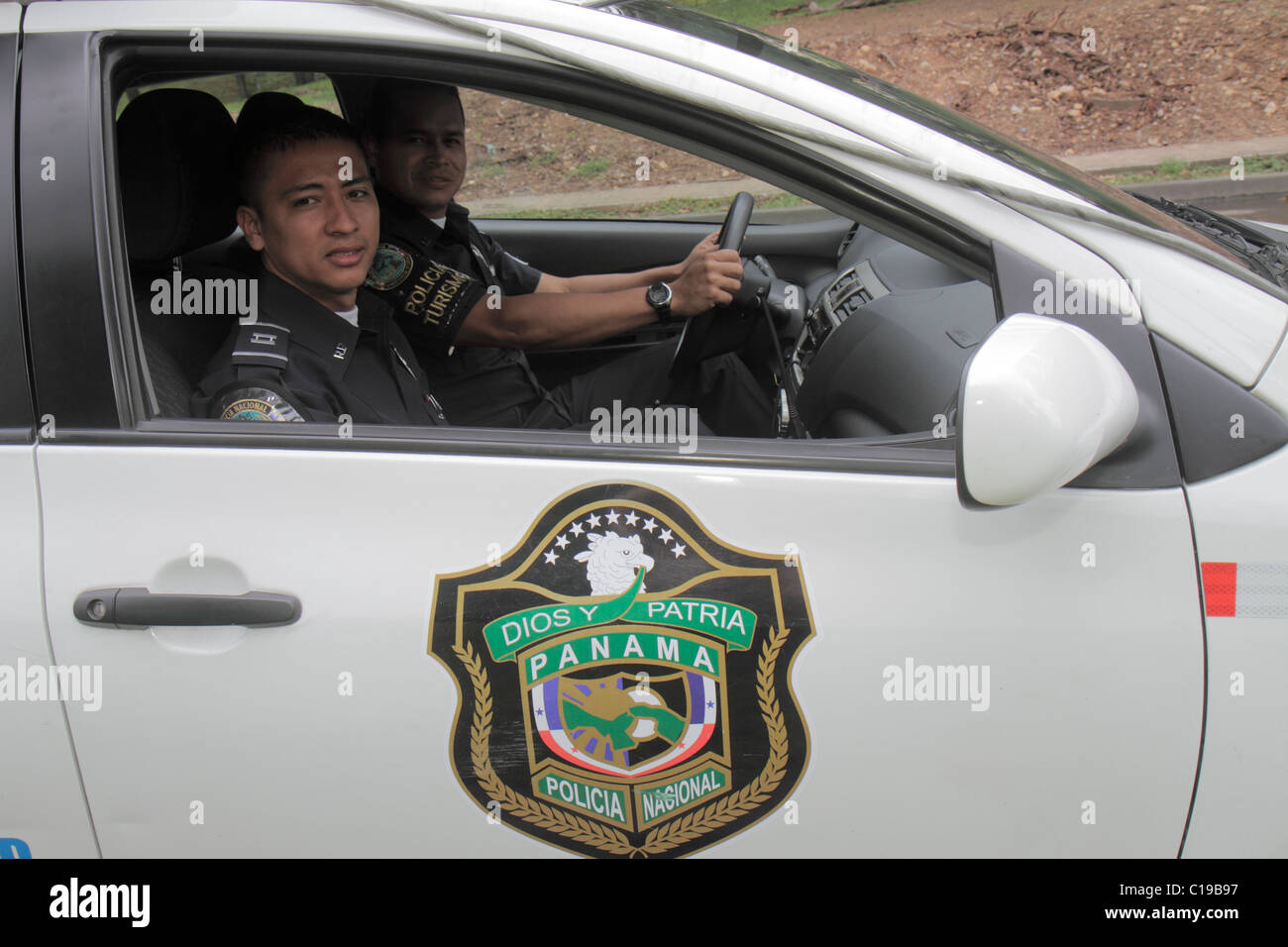Panama City Police Badge Trinity Signs Agreement With Panamanian