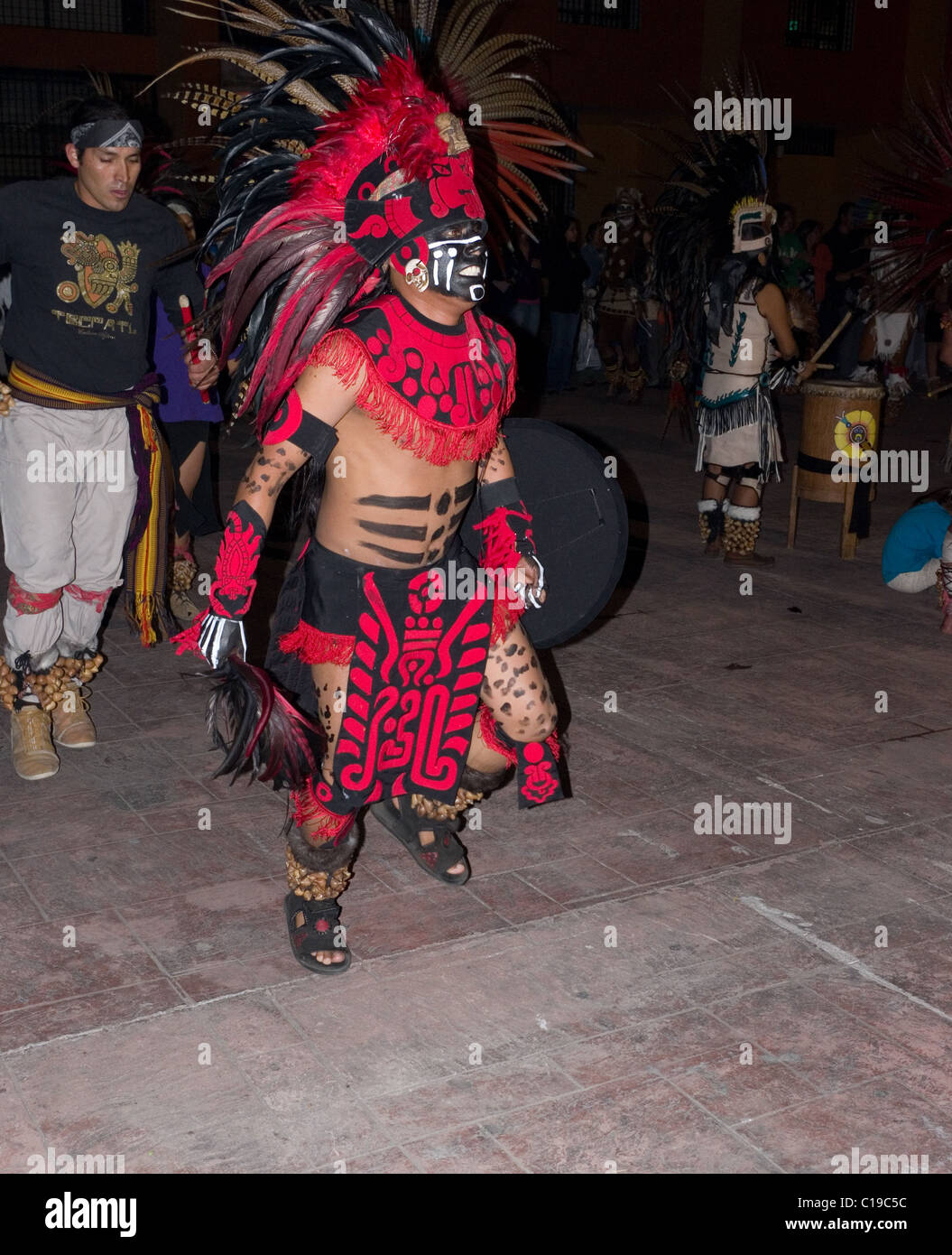 Aztec warrior hi-res stock photography and images - Alamy