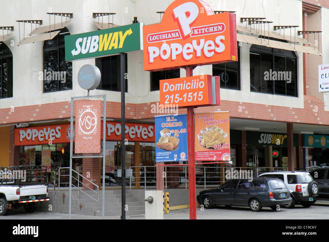 Popeyes Restaurant Sign High Resolution Stock Photography and Images ...