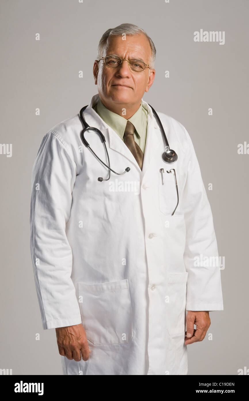 Portrait of a doctor Stock Photo - Alamy