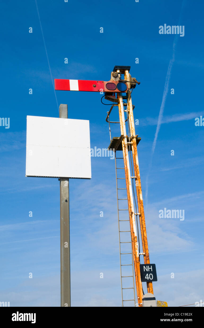 Railway semaphore stop signal in hi-res stock photography and images ...