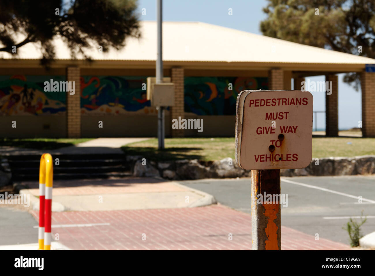 Pedestrians give way to vehicles sign ,Mandurah Western Australia Stock ...