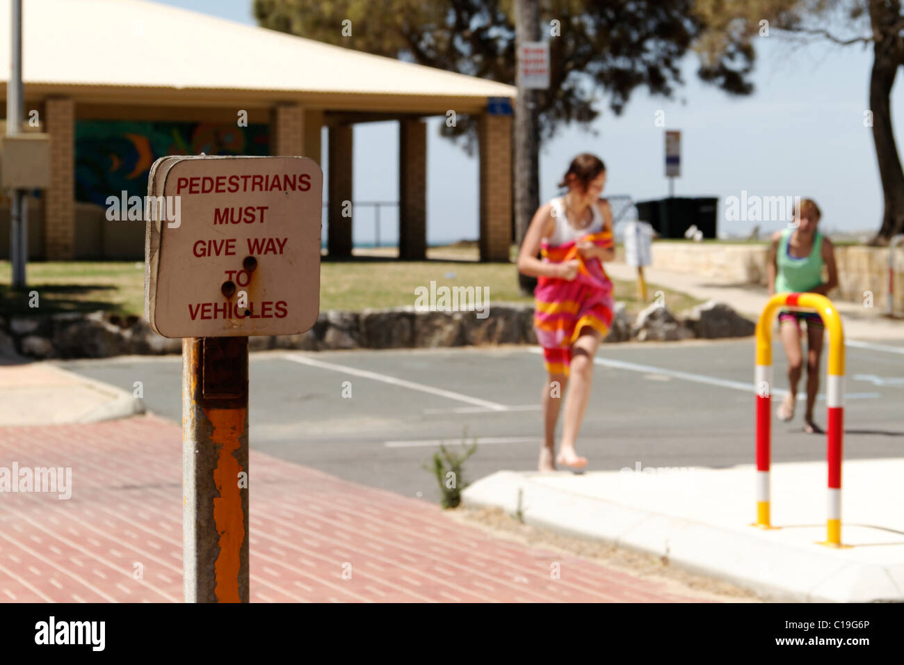 Pedestrian crossing traffic sign pedestrian sign mandurah western ...