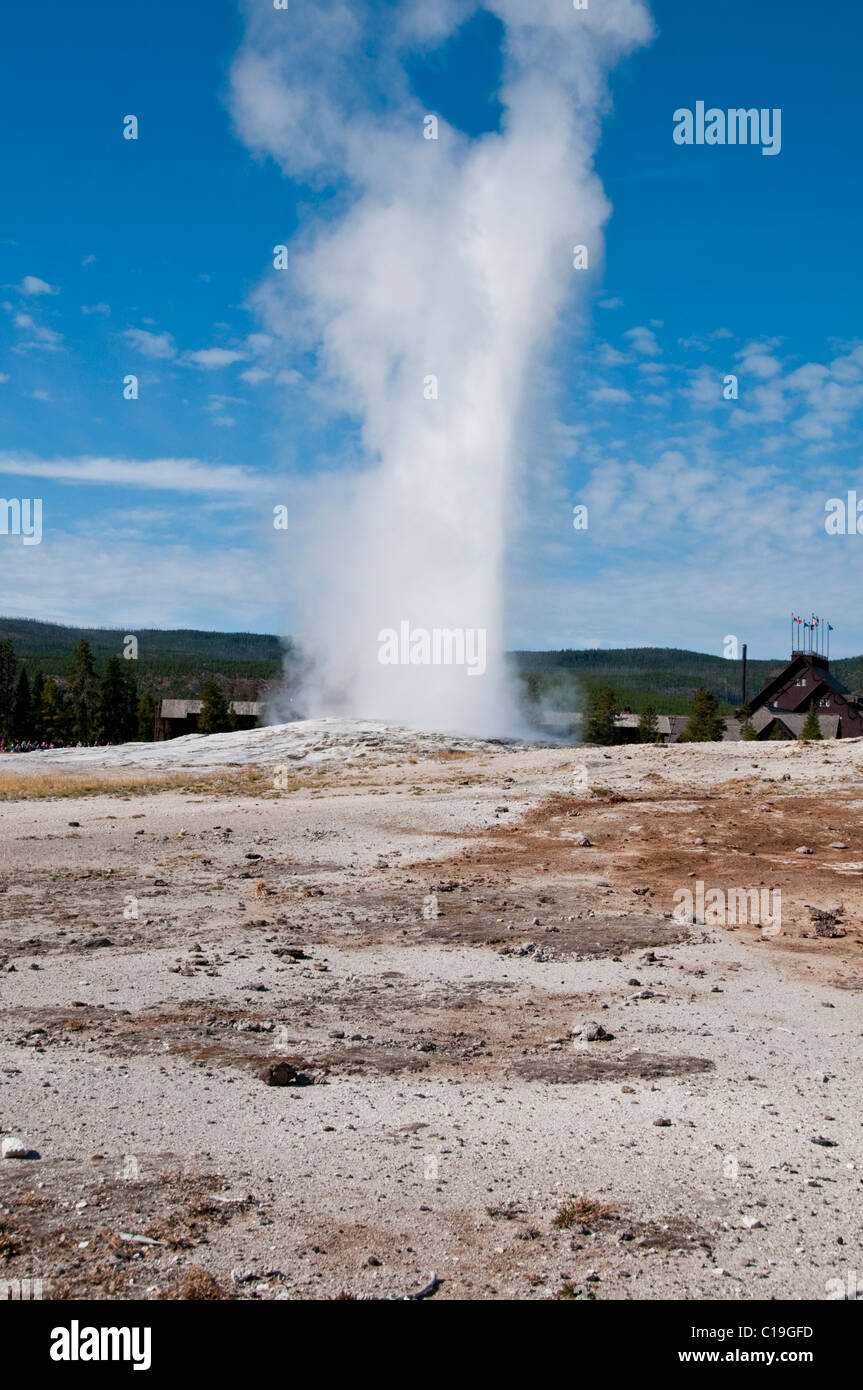 Old Faithful Geysers, Views from Old Faithful Inn,Sulphurous,Mudpots ...