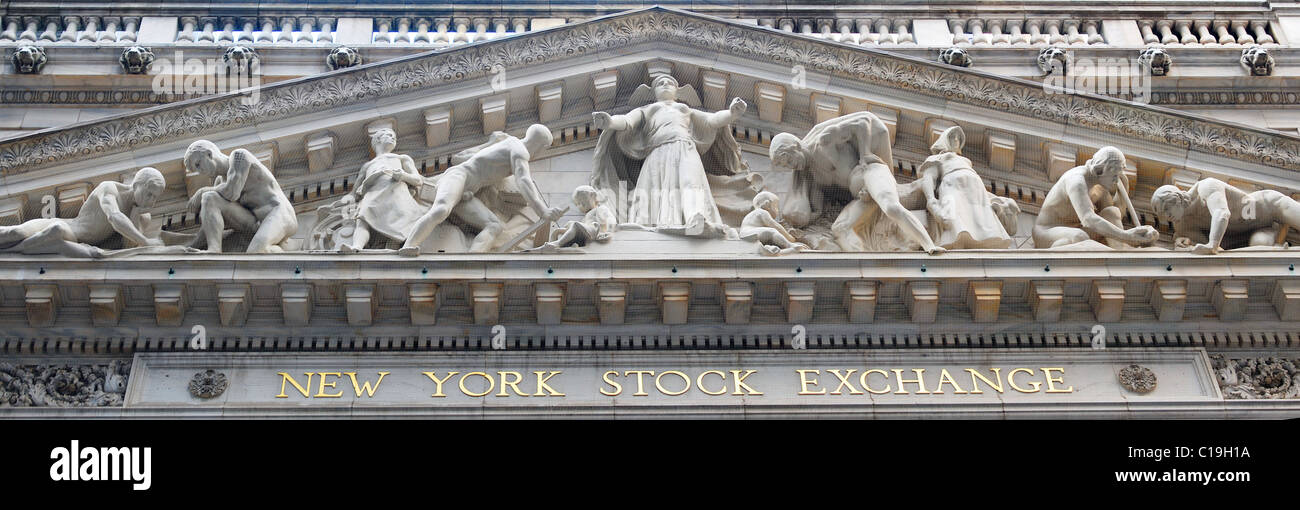 New York Stock Exchange in Manhattan Wall Street Finance district, New ...
