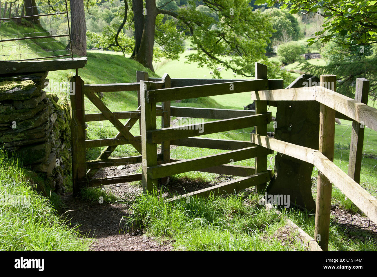 Stile gate hi-res stock photography and images - Alamy