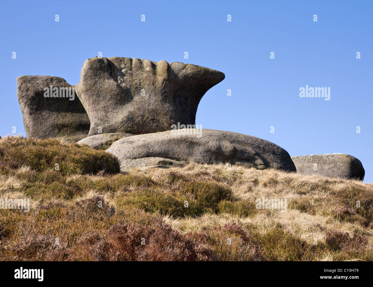 Anvil shaped monolith stone on Kinder Scout in the Derbyshire Peak ...