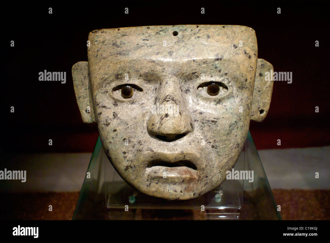 Stone mask hi-res stock photography and images - Alamy