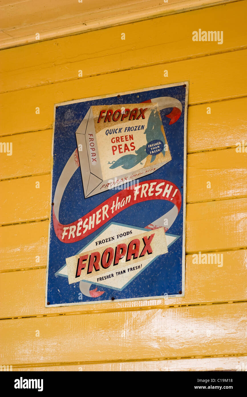 Vintage advertising sign hi-res stock photography and images - Alamy