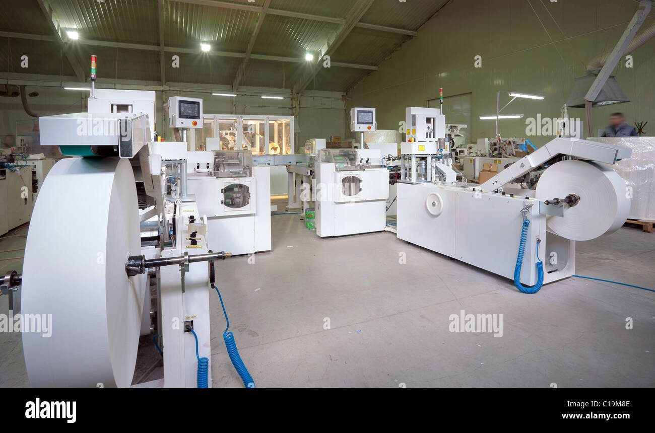 Paper cutting machines hi-res stock photography and images - Alamy