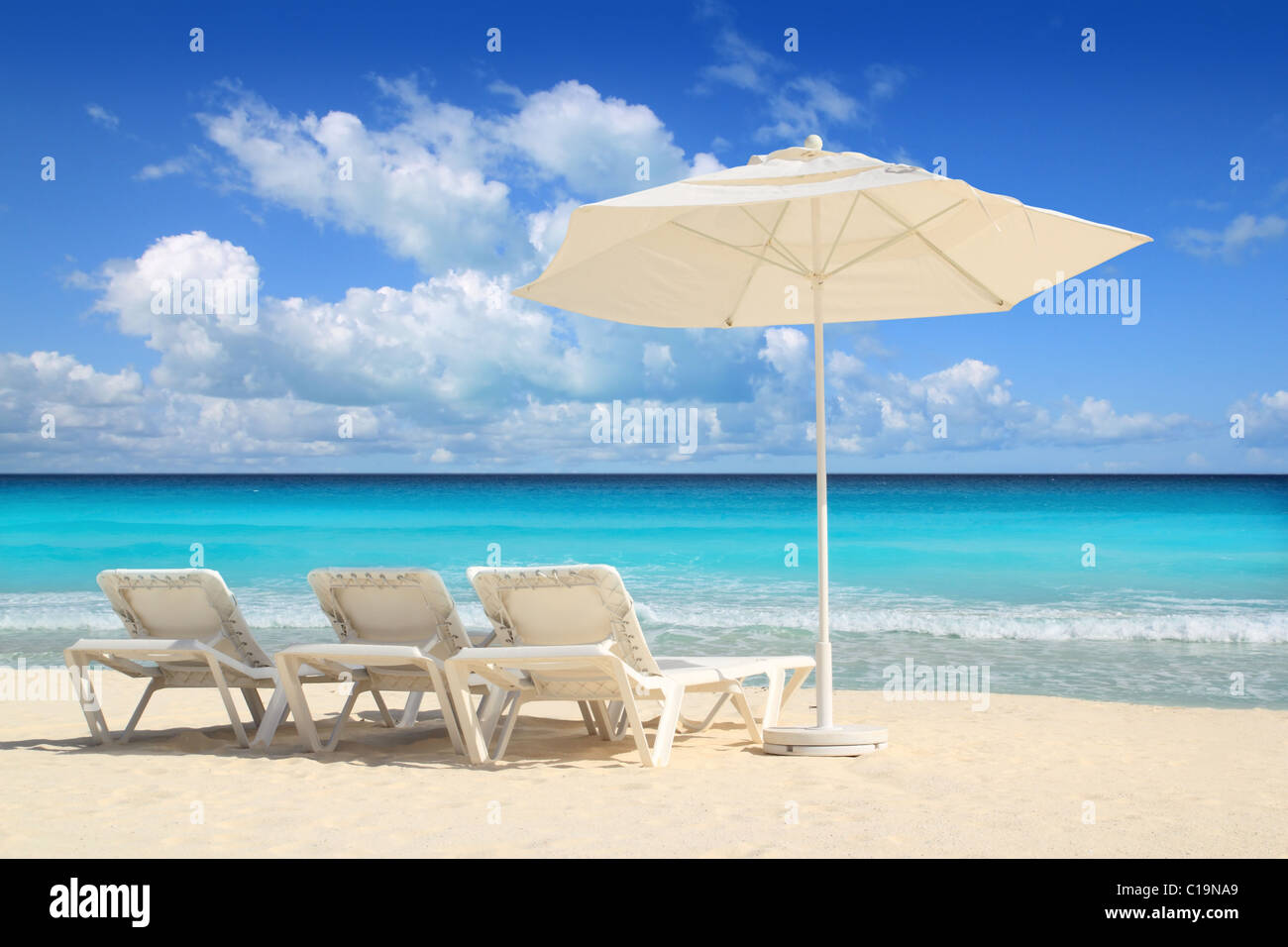 Caribbean beach parasol white umbrella and hammocks turquoise sea Stock ...