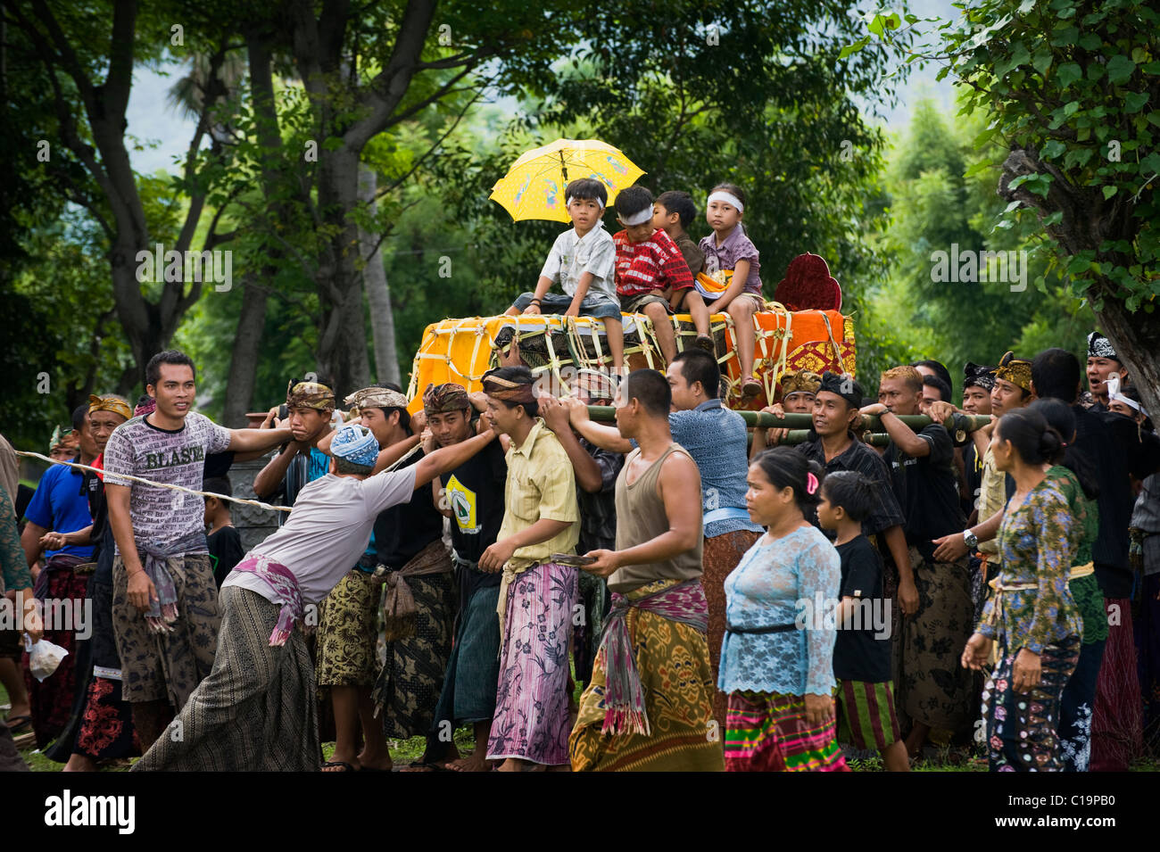 Hindu funeral hi-res stock photography and images - Alamy