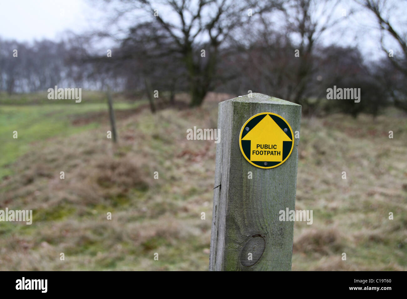Public footpath right of way marker sign Stock Photo - Alamy