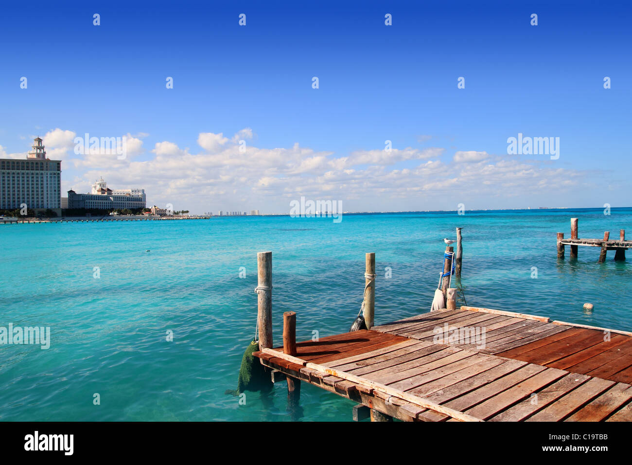 Pier in the caribbean hi-res stock photography and images - Alamy