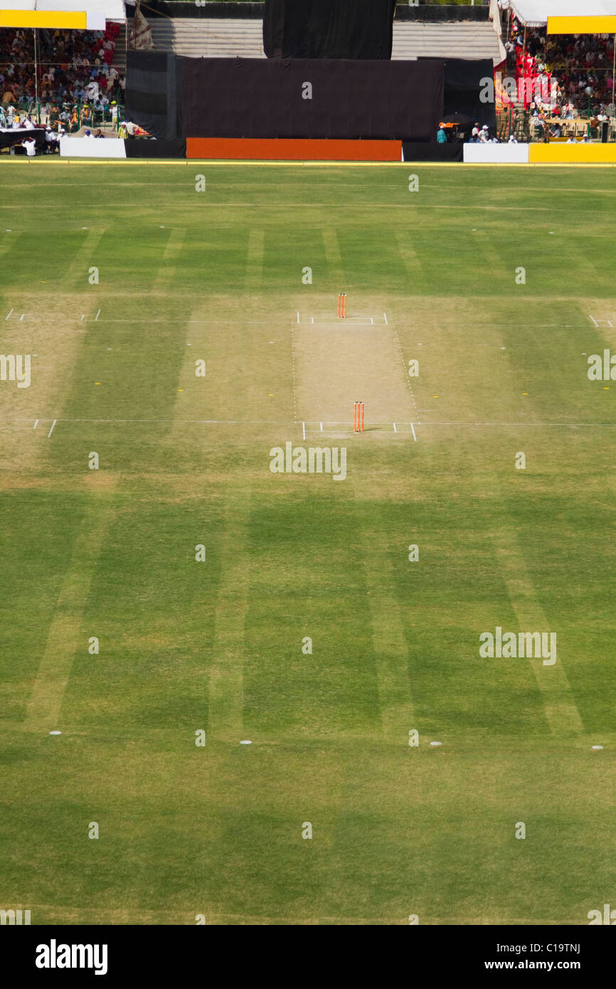 Cricket stadium background hi-res stock photography and images - Alamy