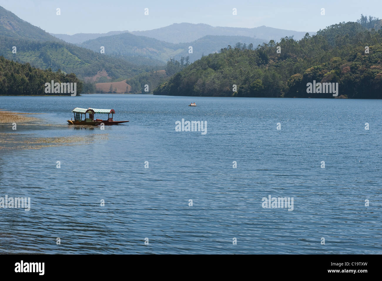 Kundala lake hi-res stock photography and images - Alamy