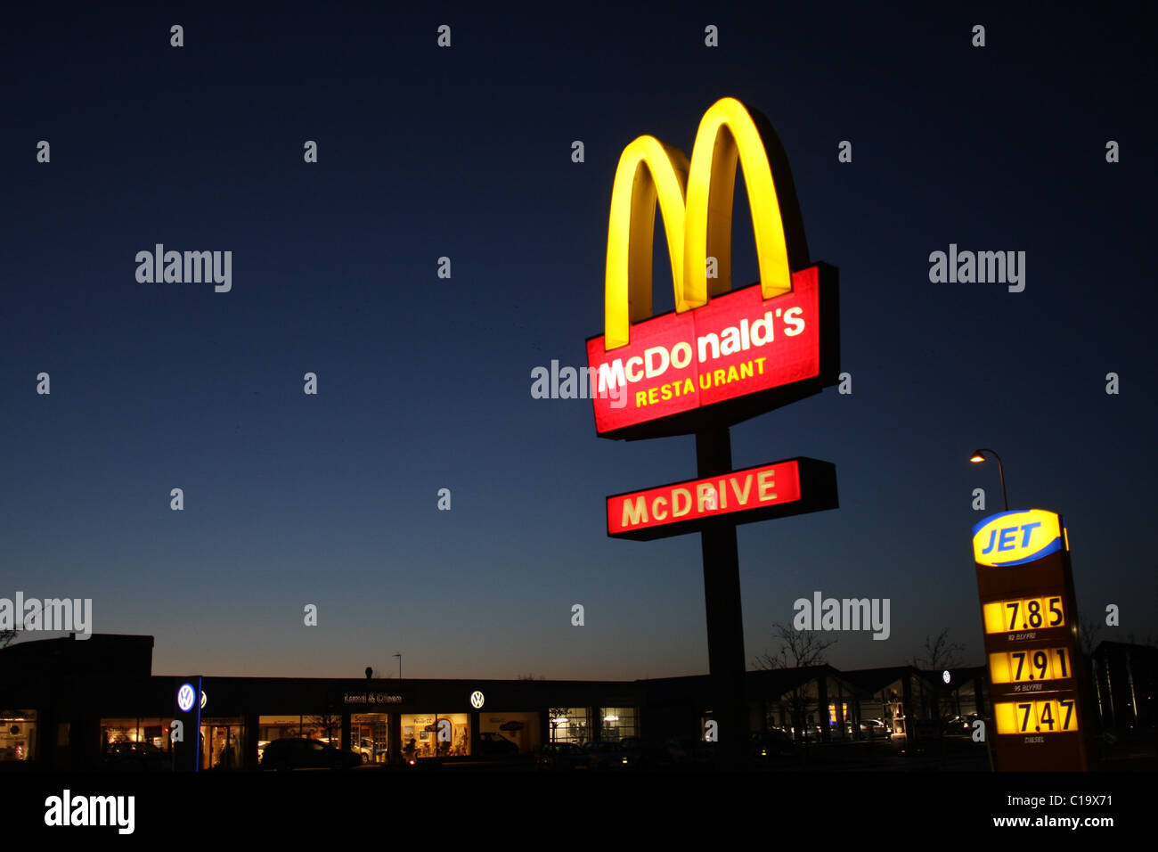 Mac Donald sign in the night Stock Photo - Alamy