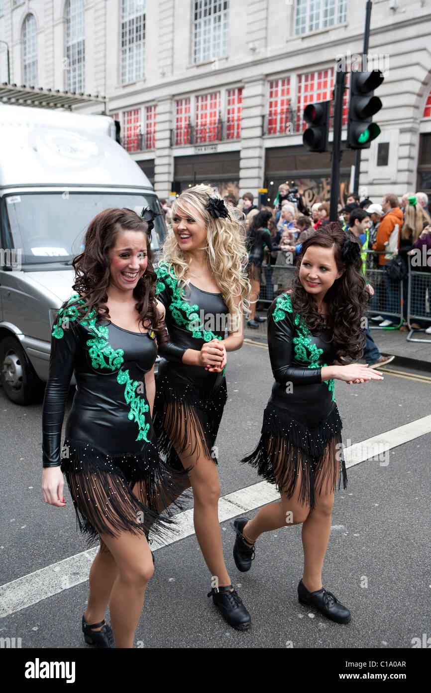 Irish republican parade hi-res stock photography and images - Alamy
