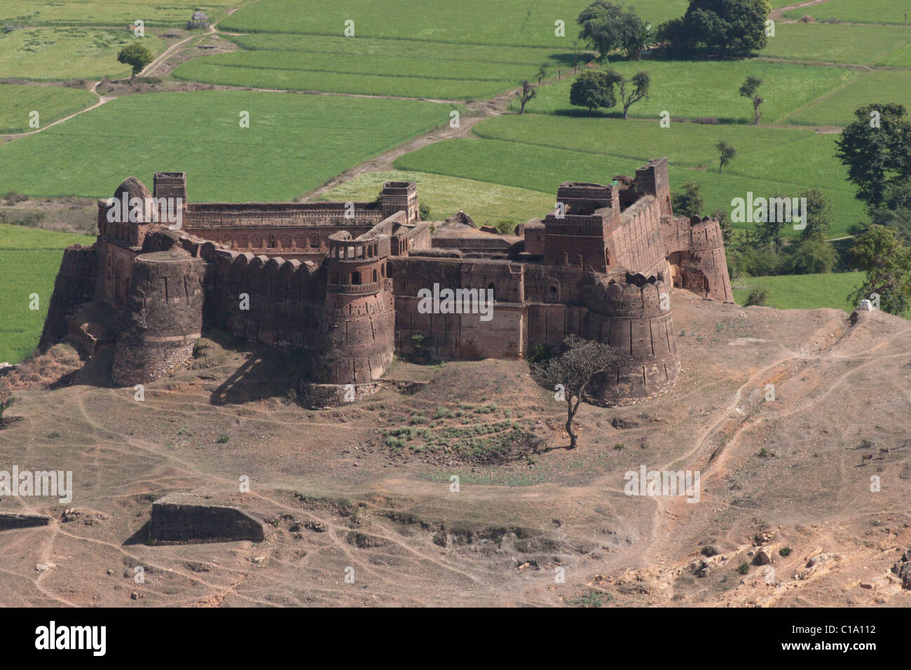 India tourism castle ruins history historic buildings Stock Photo - Alamy