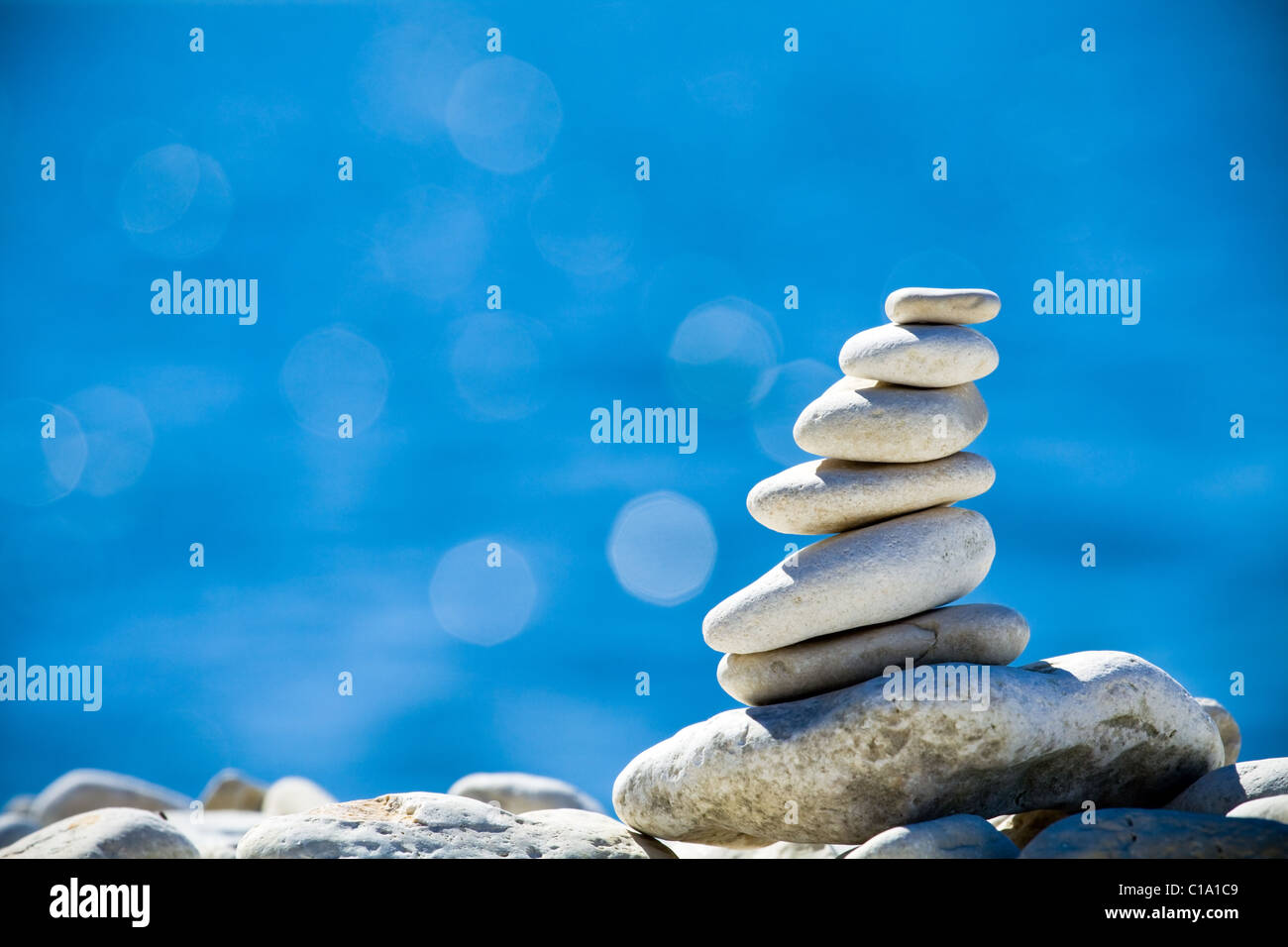 Stack of white pebbles hi-res stock photography and images - Alamy