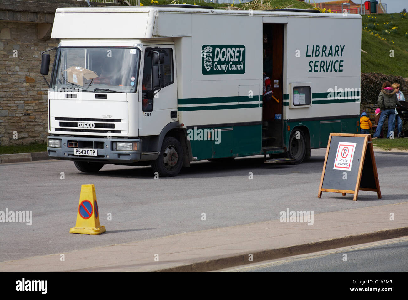 Mobile library hi-res stock photography and images - Alamy