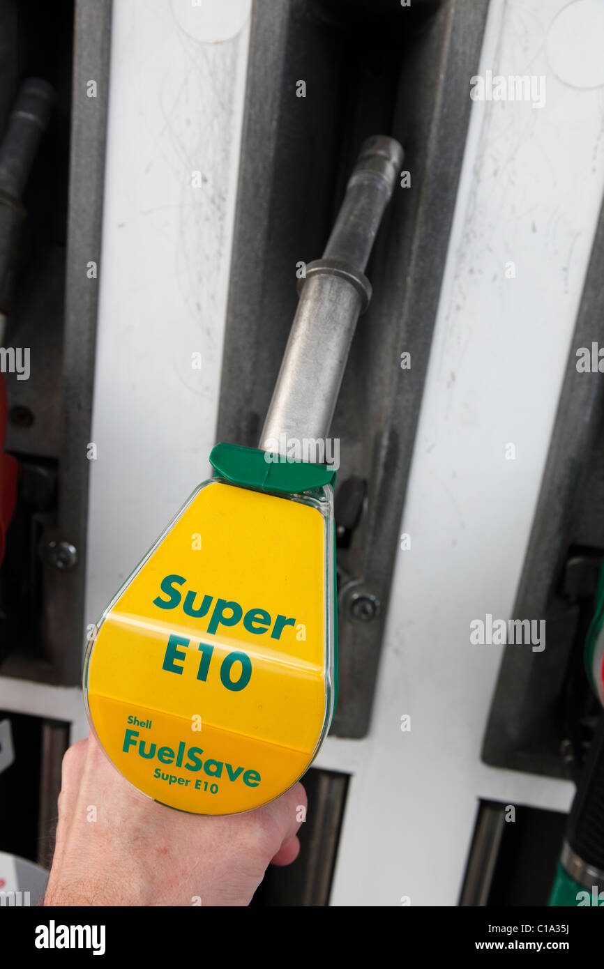 petrol pump for Super E10 a petrol (95 octan) with 10 % bioethanol ...