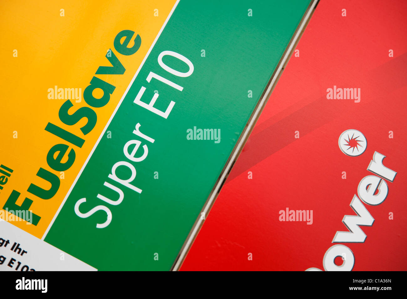 petrol pump for Super E10 a petrol (95 octan) with 10 % bioethanol ...