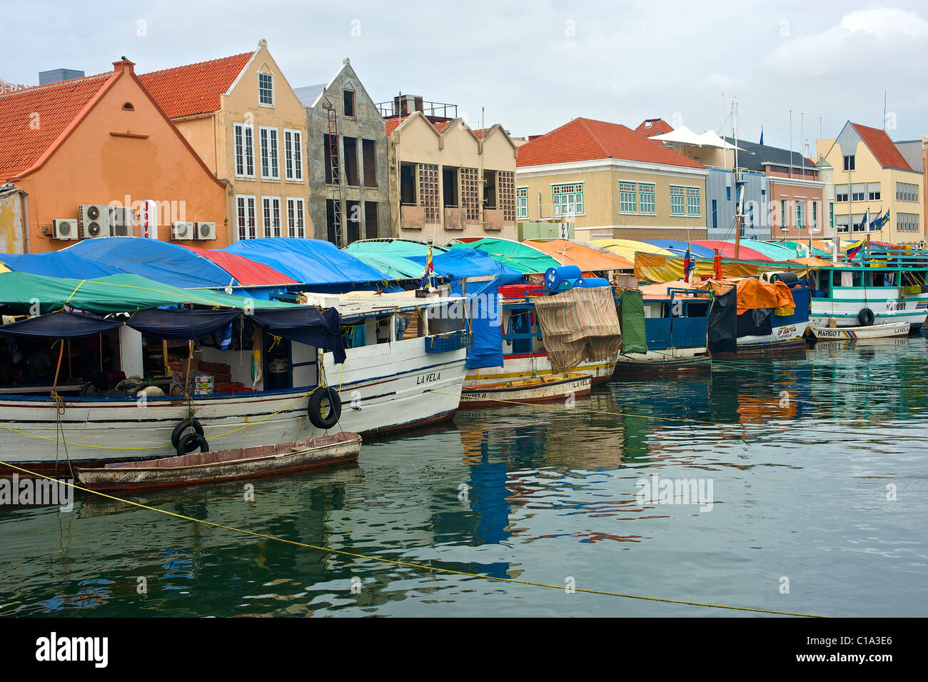 boats of the "floating market" in Willemstad, Curacao Stock Photo - Alamy