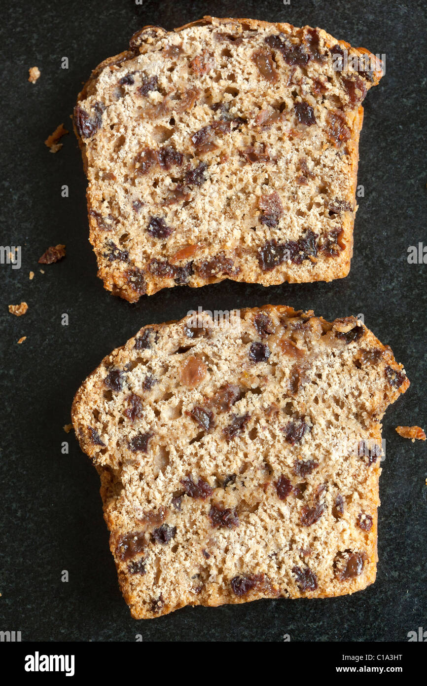 Bara brith welsh bread loaf hi-res stock photography and images - Alamy