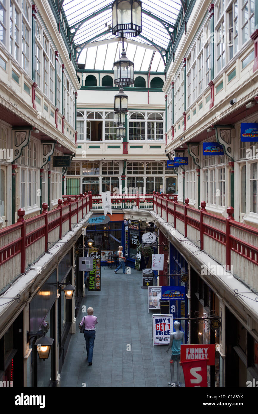 Duke street arcade hi-res stock photography and images - Alamy